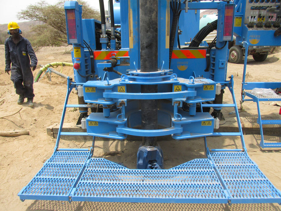 Fraste FS 500 - Fraste Spa - mobile drilling rigs and truck mounted.