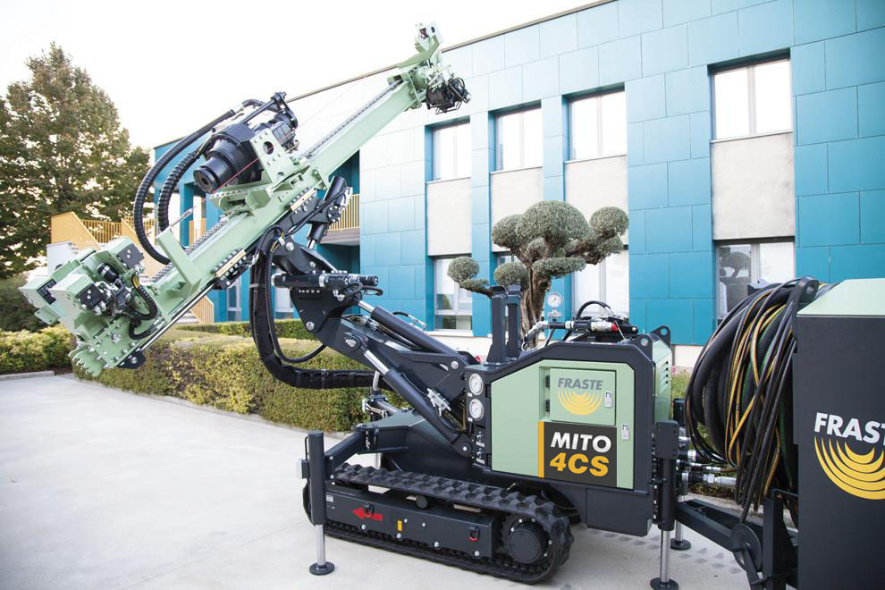 MITO 4 CS - Fraste Spa - mobile drilling rigs and truck mounted.