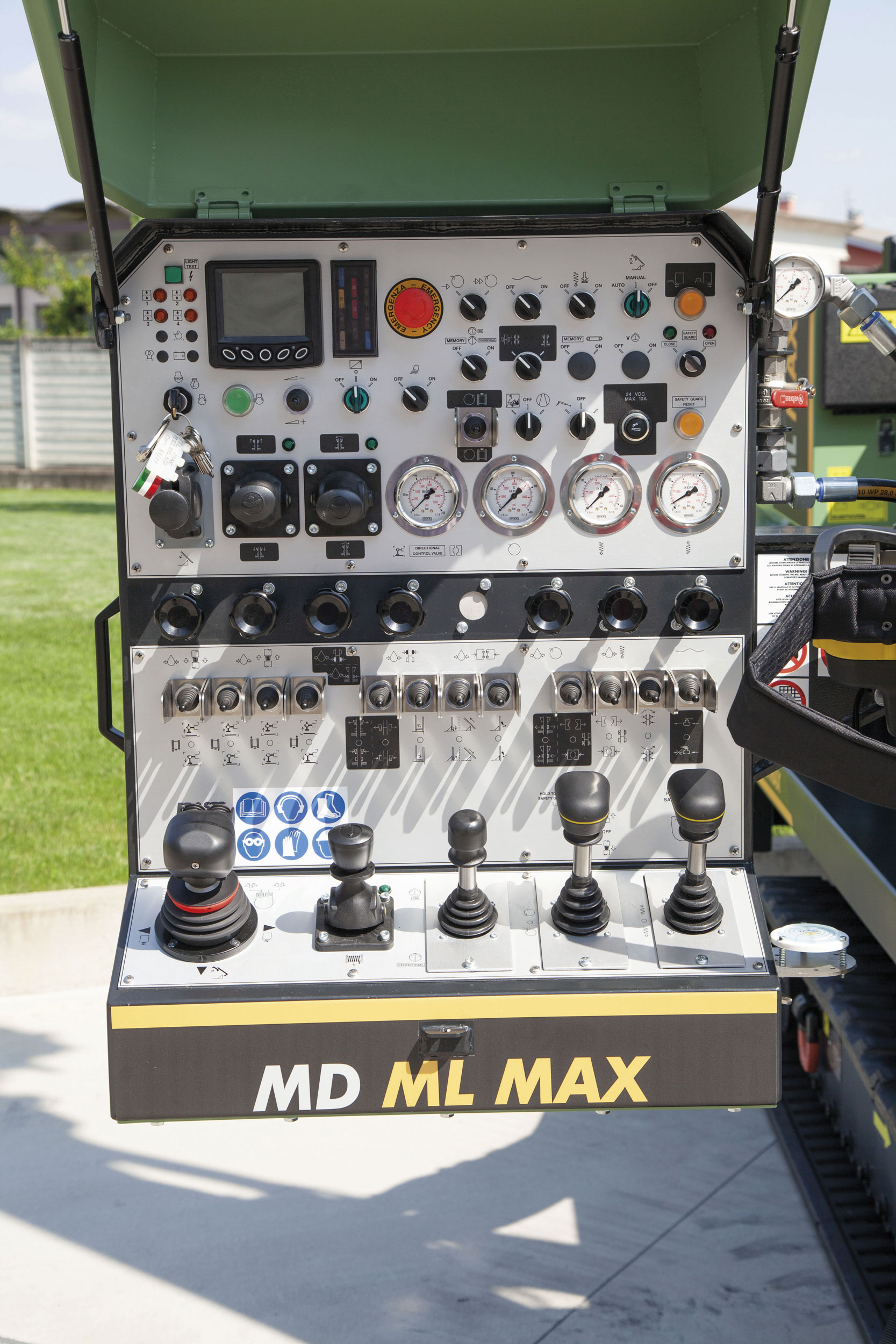 MULTIDRILL ML MAX - Fraste Spa - mobile drilling rigs and truck mounted.