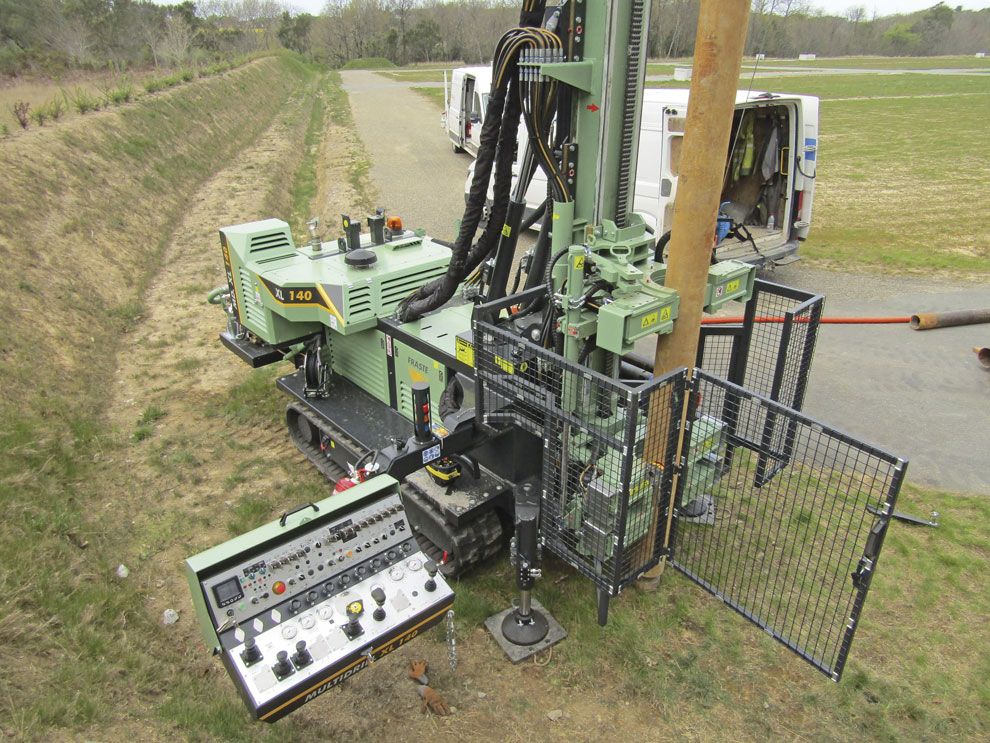 MULTIDRILL XL 140 - Fraste Spa - mobile drilling rigs and truck mounted.